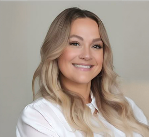 Holly Stringer | Newcoast Financial Services